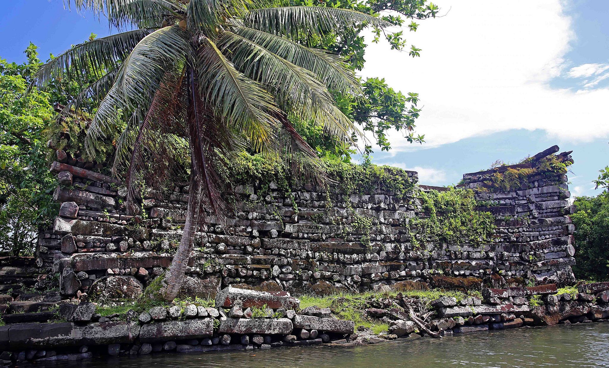 Pohnpei, Überfahrt nach Okinawa – S/Y ALUMNI
